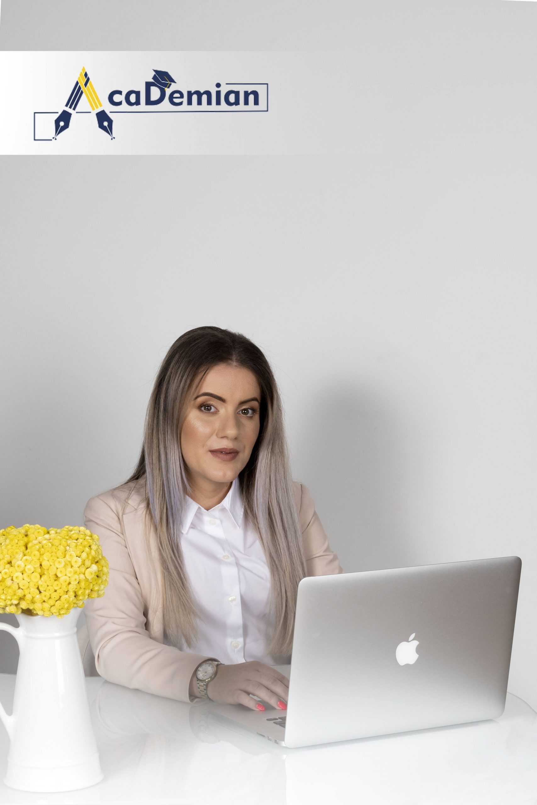 Despre Academian - Academian